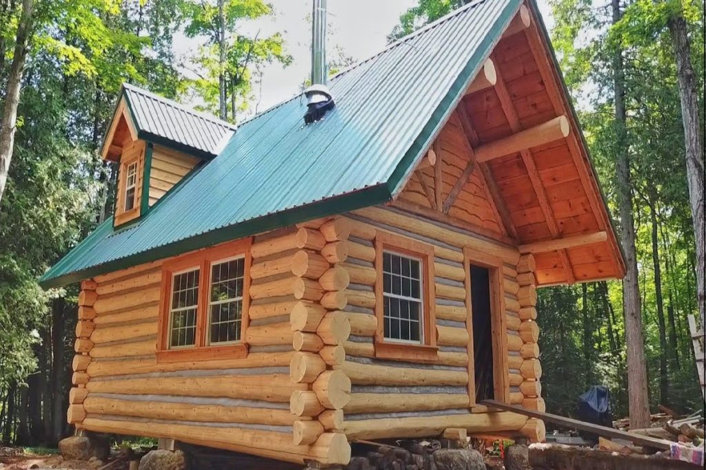 Log Cabin - Free Tiny Homes